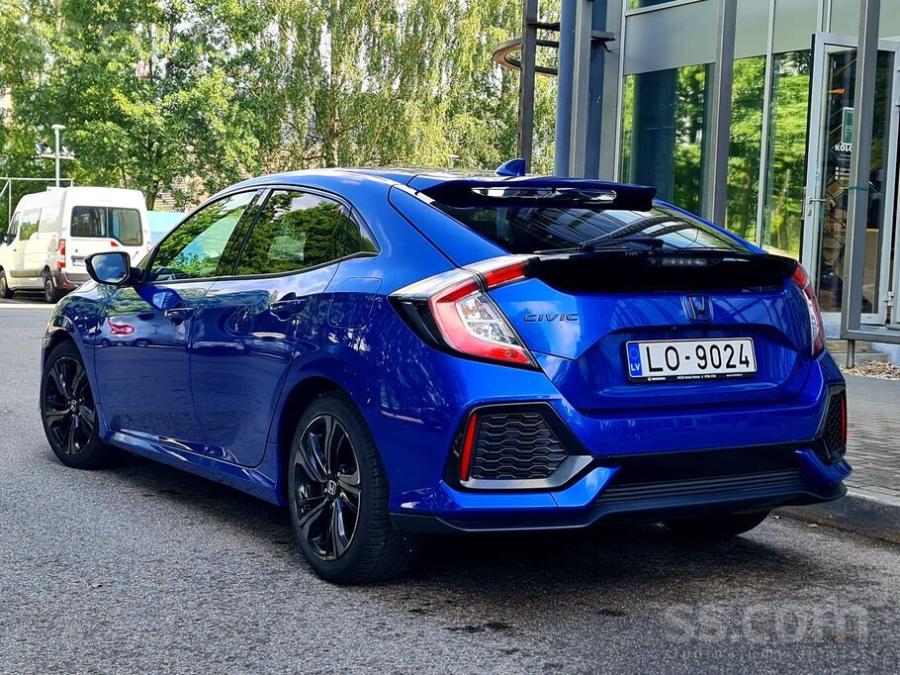 Zils Honda Civic 2018 Rīga, ar dzinēja tilpumu 1.00 L un nobraukumu 96 tūkst. km par 10500 €, foto 4 vietnē AUTOMOTO.COM.LV