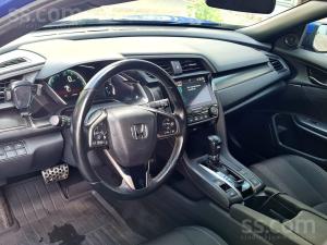 Zils Honda Civic 2018 Rīga, ar dzinēja tilpumu 1.00 L un nobraukumu 96 tūkst. km par 10500 €, foto 6 vietnē AUTOMOTO.COM.LV