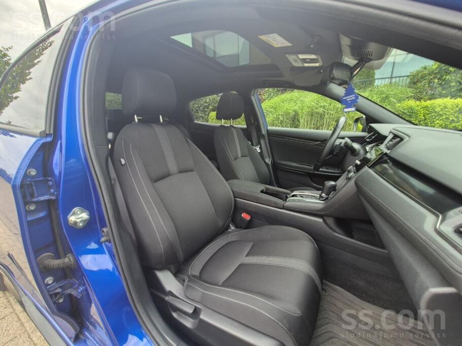 Zils Honda Civic 2020 Rīga, ar dzinēja tilpumu 1.50 L un nobraukumu 67 tūkst. km par 18500 €, foto 13 vietnē AUTOMOTO.COM.LV