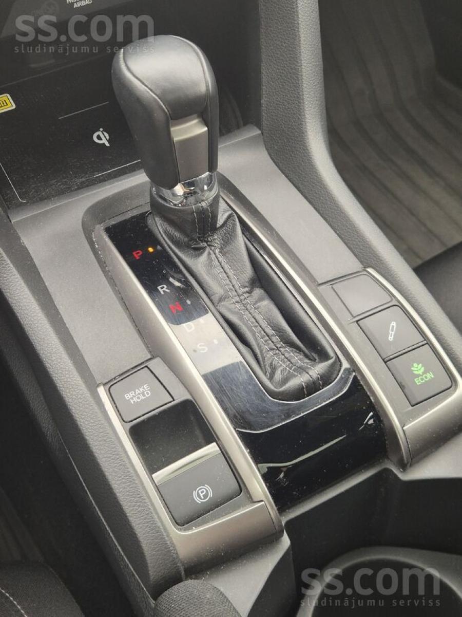 Zils Honda Civic 2020 Rīga, ar dzinēja tilpumu 1.50 L un nobraukumu 67 tūkst. km par 18500 €, foto 21 vietnē AUTOMOTO.COM.LV