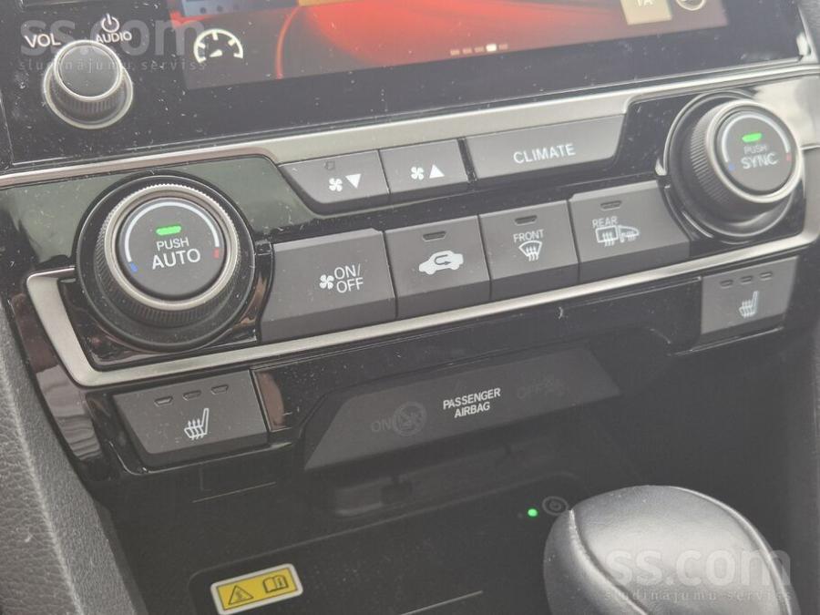 Zils Honda Civic 2020 Rīga, ar dzinēja tilpumu 1.50 L un nobraukumu 67 tūkst. km par 18500 €, foto 26 vietnē AUTOMOTO.COM.LV