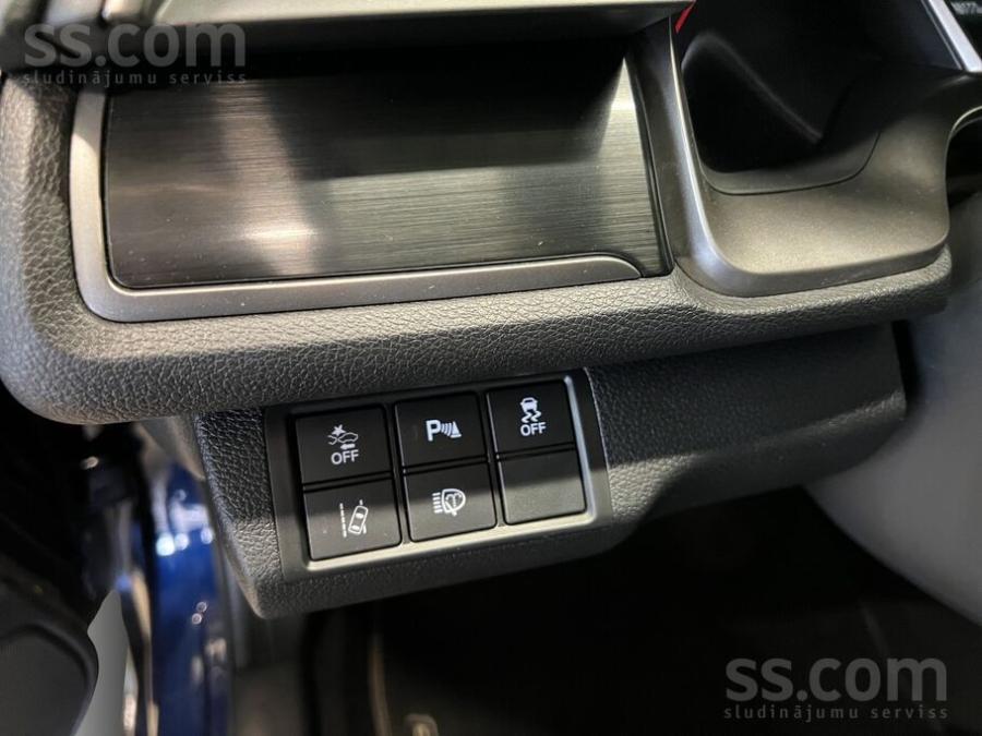 Zils Honda Civic 2021 Rīga, ar dzinēja tilpumu 1.50 L un nobraukumu 29 tūkst. km par 18990 €, foto 16 vietnē AUTOMOTO.COM.LV