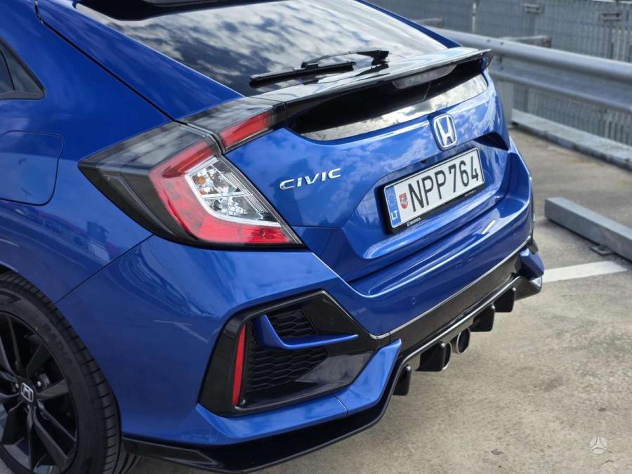 Zils Honda Civic 2021 Šauļi, ar dzinēja tilpumu 1.50 L un nobraukumu 64 tūkst. km par 18990 €, foto 12 vietnē AUTOMOTO.COM.LV