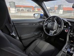 Zils Honda Civic 2021 Šauļi, ar dzinēja tilpumu 1.50 L un nobraukumu 64 tūkst. km par 18990 €, foto 32 vietnē AUTOMOTO.COM.LV