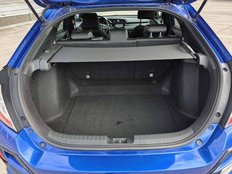 Zils Honda Civic 2021 Šauļi, ar dzinēja tilpumu 1.50 L un nobraukumu 64 tūkst. km par 18990 €, foto 45 vietnē AUTOMOTO.COM.LV