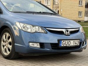Blue Honda Civic 2006 in Kaisiadorys, with an engine capacity of 1.30 L and mileage of 203 thousand km for 2300 €, photo 11 on AUTOMOTO.COM.LV