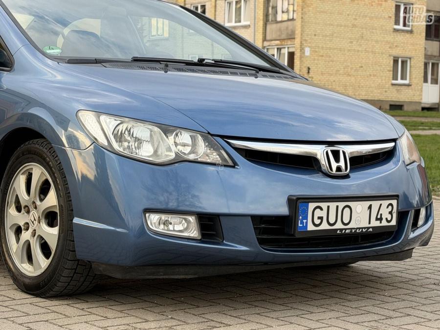 Blue Honda Civic 2006 in Kaisiadorys, with an engine capacity of 1.30 L and mileage of 203 thousand km for 2300 €, photo 11 on AUTOMOTO.COM.LV