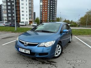 Zils Honda Civic 2006 Tallina, ar dzinēja tilpumu 1.80 L un nobraukumu 160 tūkst. km par 2299 €, foto  vietnē AUTOMOTO.COM.LV