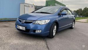 Blue Honda Civic 2006 in Vilnius, with an engine capacity of 1.30 L and mileage of 330 thousand km for 2900 €, photo  on AUTOMOTO.COM.LV