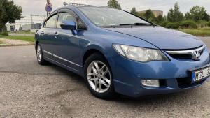 Blue Honda Civic 2006 in Vilnius, with an engine capacity of 1.30 L and mileage of 330 thousand km for 2900 €, photo 4 on AUTOMOTO.COM.LV