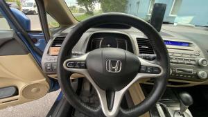 Blue Honda Civic 2006 in Vilnius, with an engine capacity of 1.30 L and mileage of 330 thousand km for 2900 €, photo 9 on AUTOMOTO.COM.LV