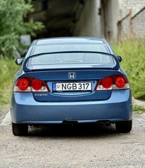 Синий Хонда Цивик 2006 в Вильнюс, объемом двигателя 1.80 л и пробегом 270 тыс. км за 750 €, фото 7 на AUTOMOTO.COM.LV