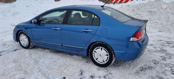 Zils Honda Civic 2007 Viļņa, ar dzinēja tilpumu 1.34 L un nobraukumu 200 tūkst. km par 1600 €, foto 8 vietnē AUTOMOTO.COM.LV