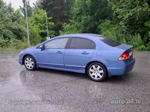 Синий Хонда Цивик 2007 в Тарту, объемом двигателя 1.80 л и пробегом 232 тыс. км за 2500 €, фото 5 на AUTOMOTO.COM.LV
