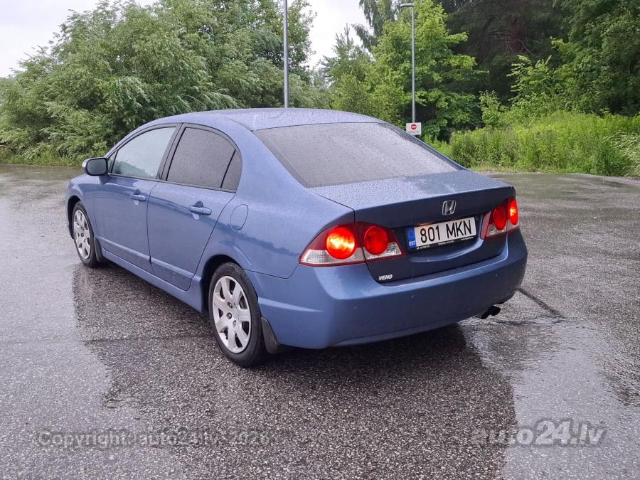 Синий Хонда Цивик 2007 в Тарту, объемом двигателя 1.80 л и пробегом 232 тыс. км за 2500 €, фото 6 на AUTOMOTO.COM.LV