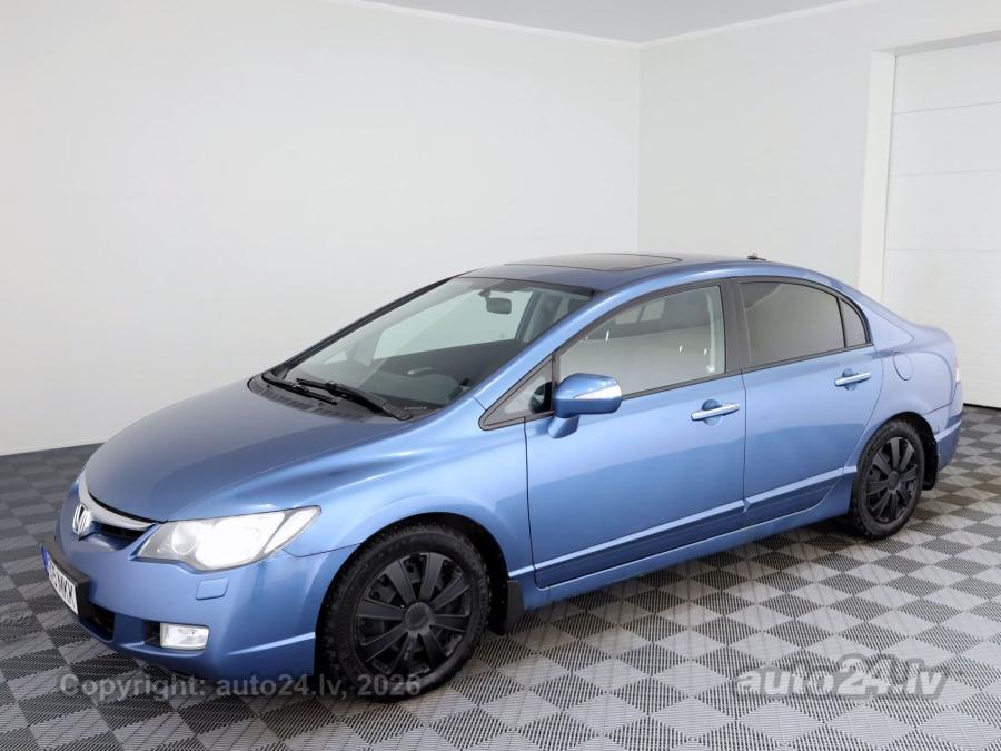 Zils Honda Civic 2007 Tallina, ar dzinēja tilpumu 1.80 L un nobraukumu 262 tūkst. km par 1199 €, foto 3 vietnē AUTOMOTO.COM.LV