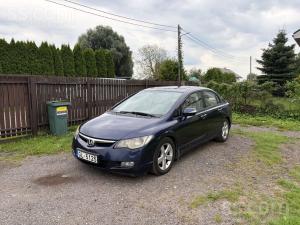 Blue Honda Civic 2007 in Riga, with an engine capacity of 1.80 L and mileage of 341 thousand km for 1800 €, photo 4 on AUTOMOTO.COM.LV