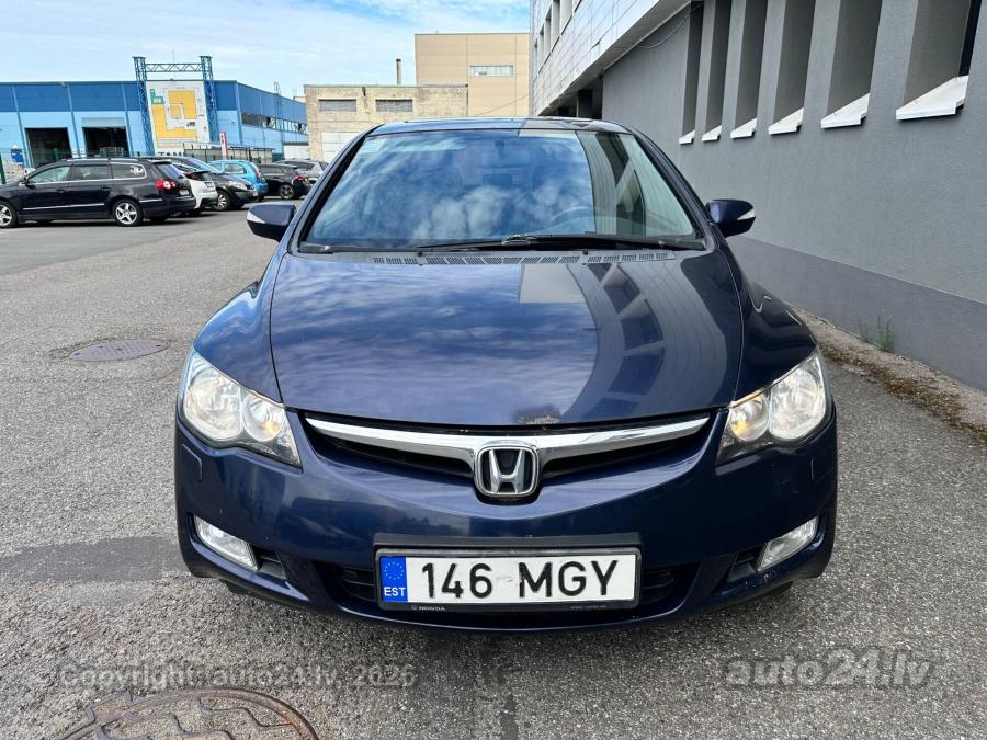 Zils Honda Civic 2007 Tallina, ar dzinēja tilpumu 1.80 L un nobraukumu 186 tūkst. km par 699 €, foto 3 vietnē AUTOMOTO.COM.LV