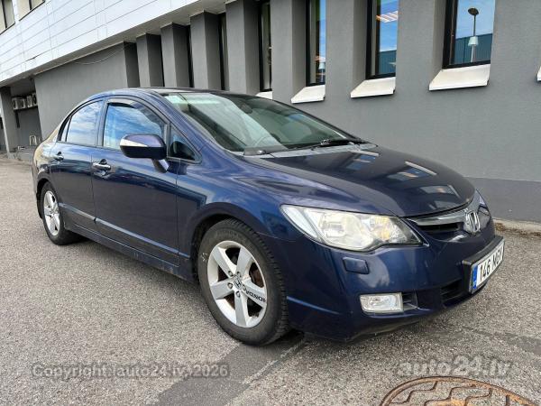 Blue Honda Civic 2007 in Tallinn, with an engine capacity of 1.80 L and mileage of 186 thousand km for 699 €, photo 3 on AUTOMOTO.COM.LV