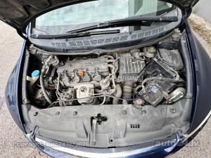 Zils Honda Civic 2007 Tallina, ar dzinēja tilpumu 1.80 L un nobraukumu 186 tūkst. km par 699 €, foto 15 vietnē AUTOMOTO.COM.LV