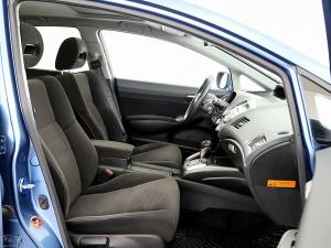 Zils Honda Civic 2007 Tallina, ar dzinēja tilpumu 1.80 L un nobraukumu 262 tūkst. km par 1099 €, foto 7 vietnē AUTOMOTO.COM.LV