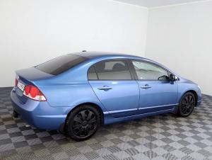 Zils Honda Civic 2007 Tallina, ar dzinēja tilpumu 1.80 L un nobraukumu 262 tūkst. km par 1099 €, foto 11 vietnē AUTOMOTO.COM.LV