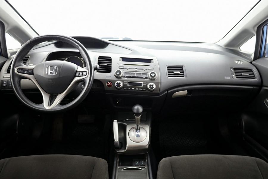 Zils Honda Civic 2007 Tallina, ar dzinēja tilpumu 1.80 L un nobraukumu 262 tūkst. km par 1099 €, foto 13 vietnē AUTOMOTO.COM.LV