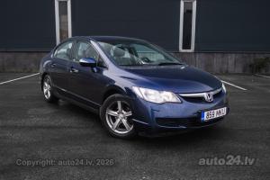 Zils Honda Civic 2007 Tallina, ar dzinēja tilpumu 1.80 L un nobraukumu 159 tūkst. km par 2499 €, foto  vietnē AUTOMOTO.COM.LV