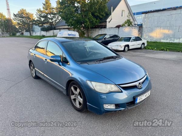 Honda Civic 2007 in Tallinn on AUTOMOTO.COM.LV Blue Honda Civic 2007 in Tallinn, with an engine capacity of 1.80 L and mileage of 280 thousand km for 1699 €, photo 5 on AUTOMOTO.COM.LV
