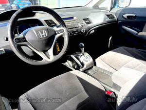 Blue Honda Civic 2008 in Tallinn, with an engine capacity of 1.80 L and mileage of 275 thousand km for 2299 €, photo 9 on AUTOMOTO.COM.LV