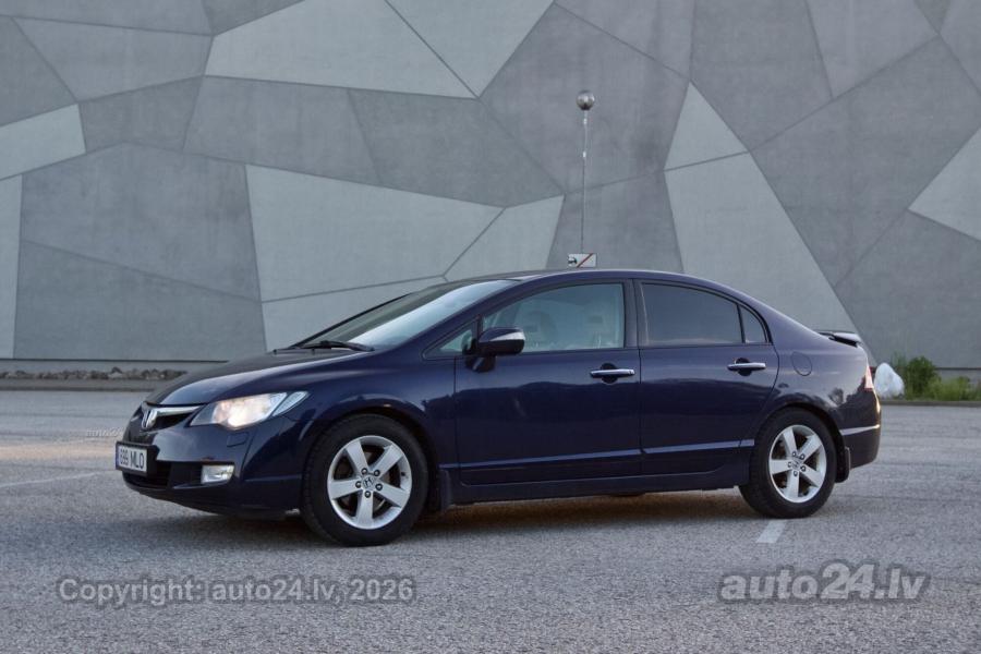 Zils Honda Civic 2008 Tartu, ar dzinēja tilpumu 1.80 L un nobraukumu 164 tūkst. km par 3950 €, foto 3 vietnē AUTOMOTO.COM.LV