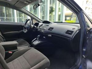 Zils Honda Civic 2008 Viļņa, ar dzinēja tilpumu 1.80 L un nobraukumu 189 tūkst. km par 1650 €, foto 11 vietnē AUTOMOTO.COM.LV