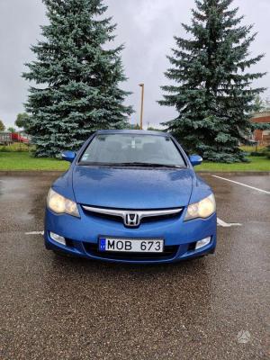 Zils Honda Civic 2008 Kauņa, ar dzinēja tilpumu 1.30 L un nobraukumu 250 tūkst. km par 2550 €, foto  vietnē AUTOMOTO.COM.LV