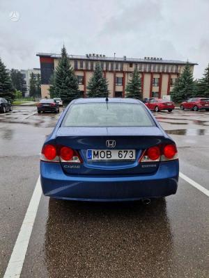 Blue Honda Civic 2008 in Kaunas, with an engine capacity of 1.30 L and mileage of 250 thousand km for 2550 €, photo 5 on AUTOMOTO.COM.LV