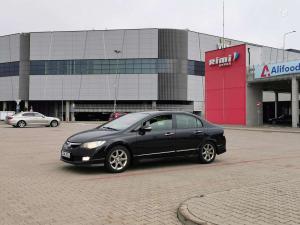 Blue Honda Civic 2009 in Vilnius, with an engine capacity of 1.34 L and mileage of 400 thousand km for 1350 €, photo 7 on AUTOMOTO.COM.LV