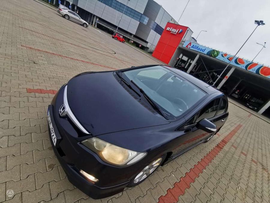 Blue Honda Civic 2009 in Vilnius, with an engine capacity of 1.34 L and mileage of 400 thousand km for 1350 €, photo 14 on AUTOMOTO.COM.LV