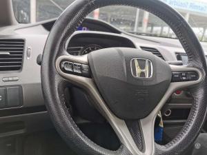 Blue Honda Civic 2009 in Vilnius, with an engine capacity of 1.34 L and mileage of 400 thousand km for 1350 €, photo 23 on AUTOMOTO.COM.LV