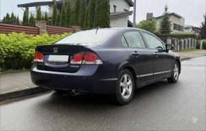 Zils Honda Civic 2010 Viļņa, ar dzinēja tilpumu 1.34 L un nobraukumu 292 tūkst. km par 3250 €, foto 7 vietnē AUTOMOTO.COM.LV