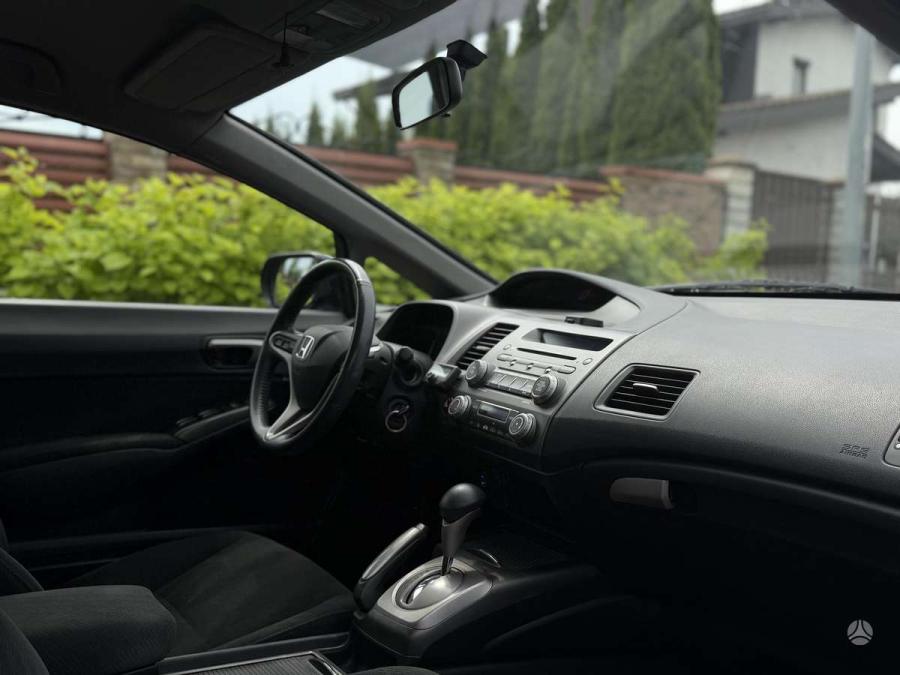 Zils Honda Civic 2010 Viļņa, ar dzinēja tilpumu 1.34 L un nobraukumu 292 tūkst. km par 3250 €, foto 10 vietnē AUTOMOTO.COM.LV