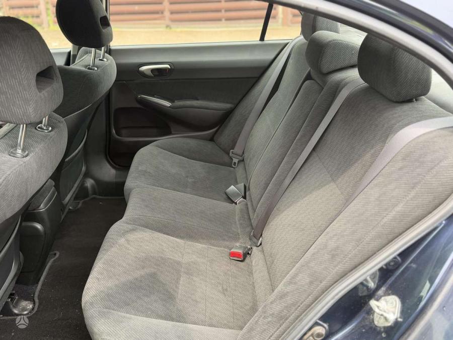 Zils Honda Civic 2010 Viļņa, ar dzinēja tilpumu 1.34 L un nobraukumu 292 tūkst. km par 3250 €, foto 20 vietnē AUTOMOTO.COM.LV