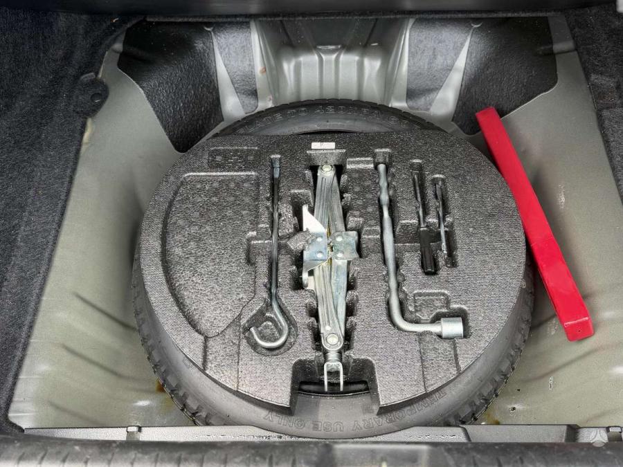 Zils Honda Civic 2010 Viļņa, ar dzinēja tilpumu 1.34 L un nobraukumu 292 tūkst. km par 3250 €, foto 21 vietnē AUTOMOTO.COM.LV