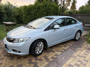 Zils Honda Civic 2012 Jūrmala, ar dzinēja tilpumu 1.80 L un nobraukumu 175 tūkst. km par 7000 €, foto  vietnē AUTOMOTO.COM.LV