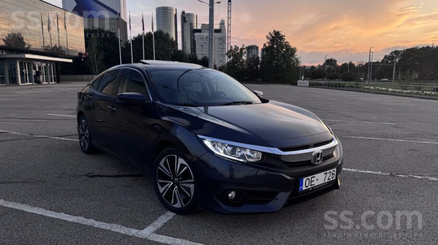 Blue Honda Civic 2016 in Riga, with an engine capacity of 1.50 L and mileage of 203 thousand km for 13900 €, photo 15 on AUTOMOTO.COM.LV