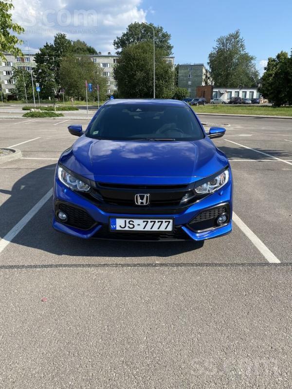 Zils Honda Civic 2017 Rīga, ar dzinēja tilpumu 1.00 L un nobraukumu 118 tūkst. km par 12500 €, foto 1 vietnē AUTOMOTO.COM.LV