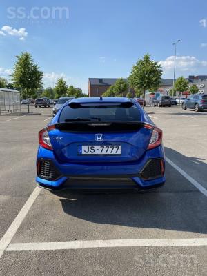 Zils Honda Civic 2017 Rīga, ar dzinēja tilpumu 1.00 L un nobraukumu 118 tūkst. km par 12500 €, foto 5 vietnē AUTOMOTO.COM.LV