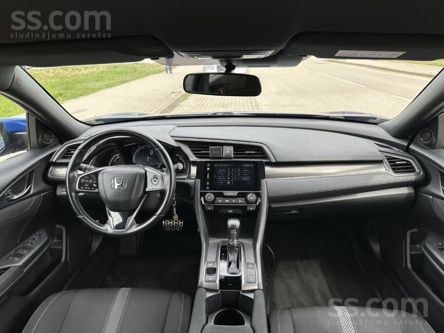 Zils Honda Civic 2017 Rīga, ar dzinēja tilpumu 1.00 L un nobraukumu 118 tūkst. km par 12500 €, foto 12 vietnē AUTOMOTO.COM.LV