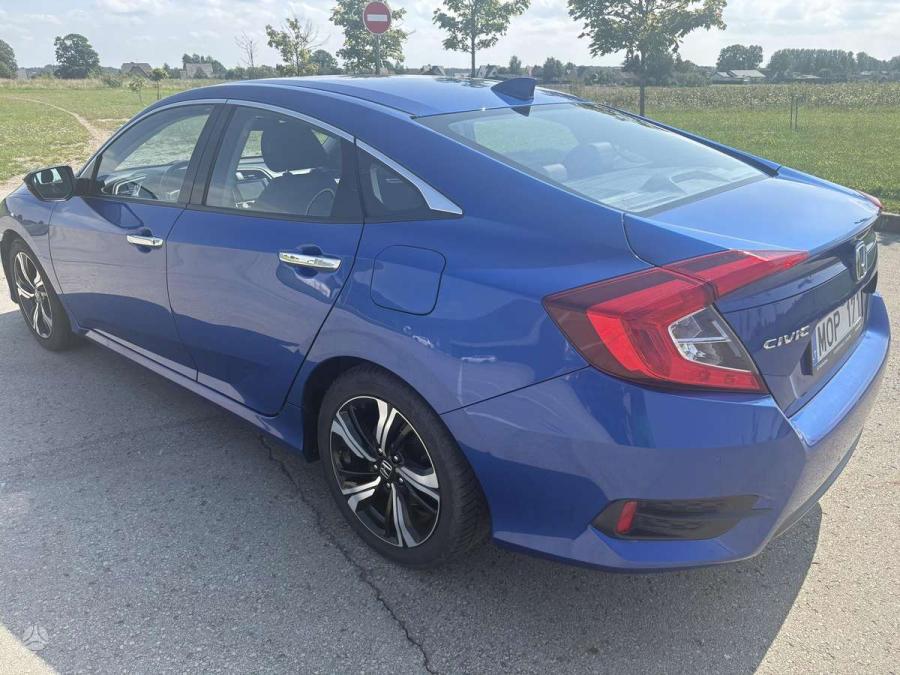 Zils Honda Civic 2018 Šauļi, ar dzinēja tilpumu 1.50 L un nobraukumu 77 tūkst. km par 13400 €, foto 7 vietnē AUTOMOTO.COM.LV