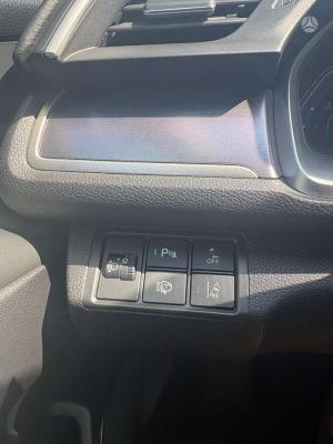 Zils Honda Civic 2018 Šauļi, ar dzinēja tilpumu 1.50 L un nobraukumu 77 tūkst. km par 13400 €, foto 8 vietnē AUTOMOTO.COM.LV