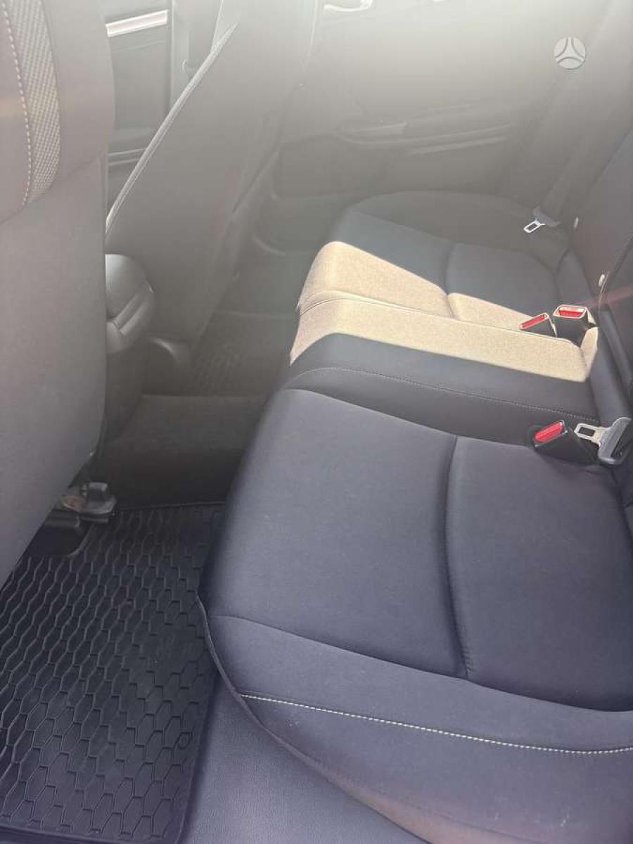 Zils Honda Civic 2018 Šauļi, ar dzinēja tilpumu 1.50 L un nobraukumu 77 tūkst. km par 13400 €, foto 10 vietnē AUTOMOTO.COM.LV