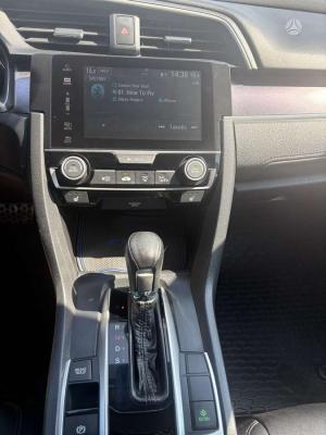 Zils Honda Civic 2018 Šauļi, ar dzinēja tilpumu 1.50 L un nobraukumu 77 tūkst. km par 13400 €, foto 11 vietnē AUTOMOTO.COM.LV